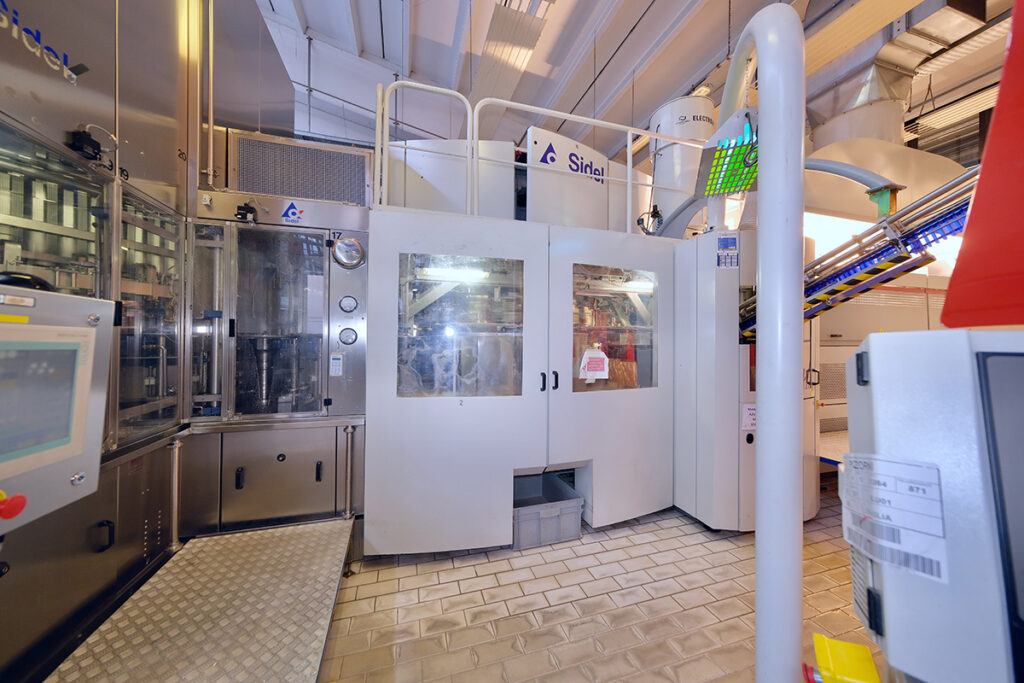 COMPLETE COMBI SIDEL SBO20 LINE FOR CARBONATED WATER | Used Lines ...